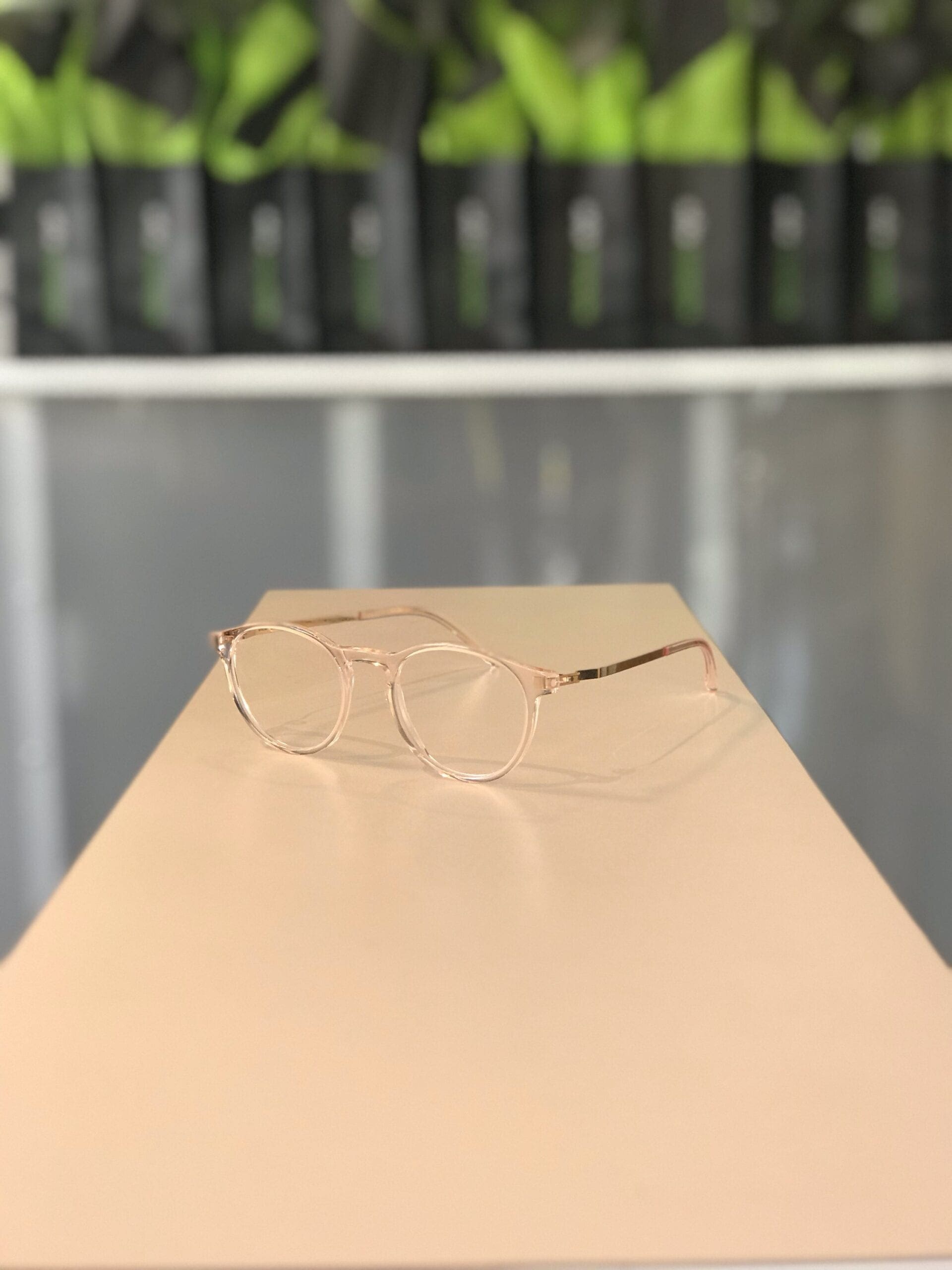 Clear Glasses the Latest Frame Trend - Eclectic Eye